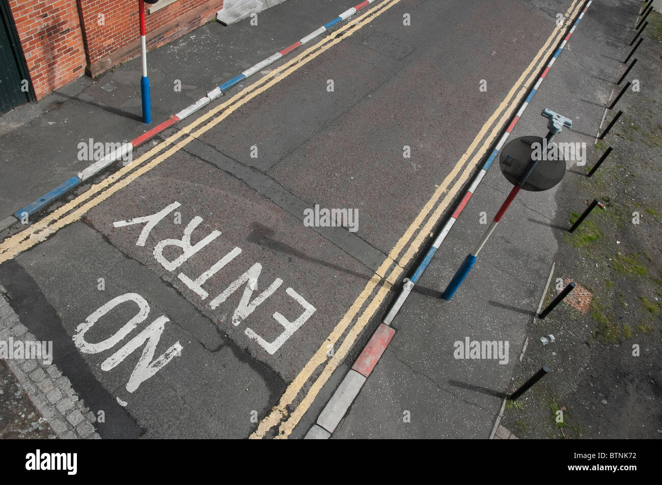 No Entry writing on the road, painted curbs, London Road, Londonderry ...