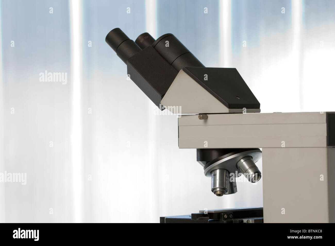 Microscope in laboratory Stock Photo - Alamy