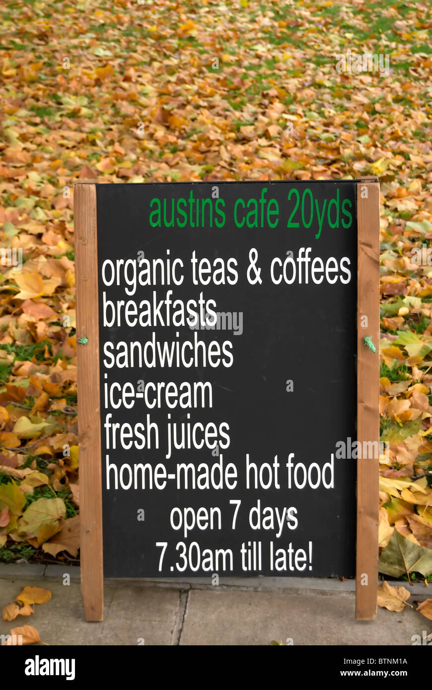Cafe sign board hi-res stock photography and images - Alamy