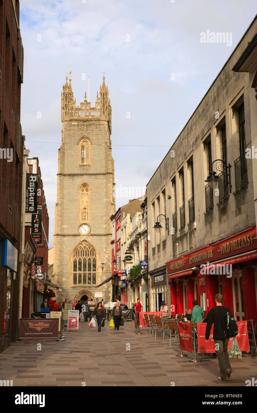 Cardiff streets hi-res stock photography and images - Alamy