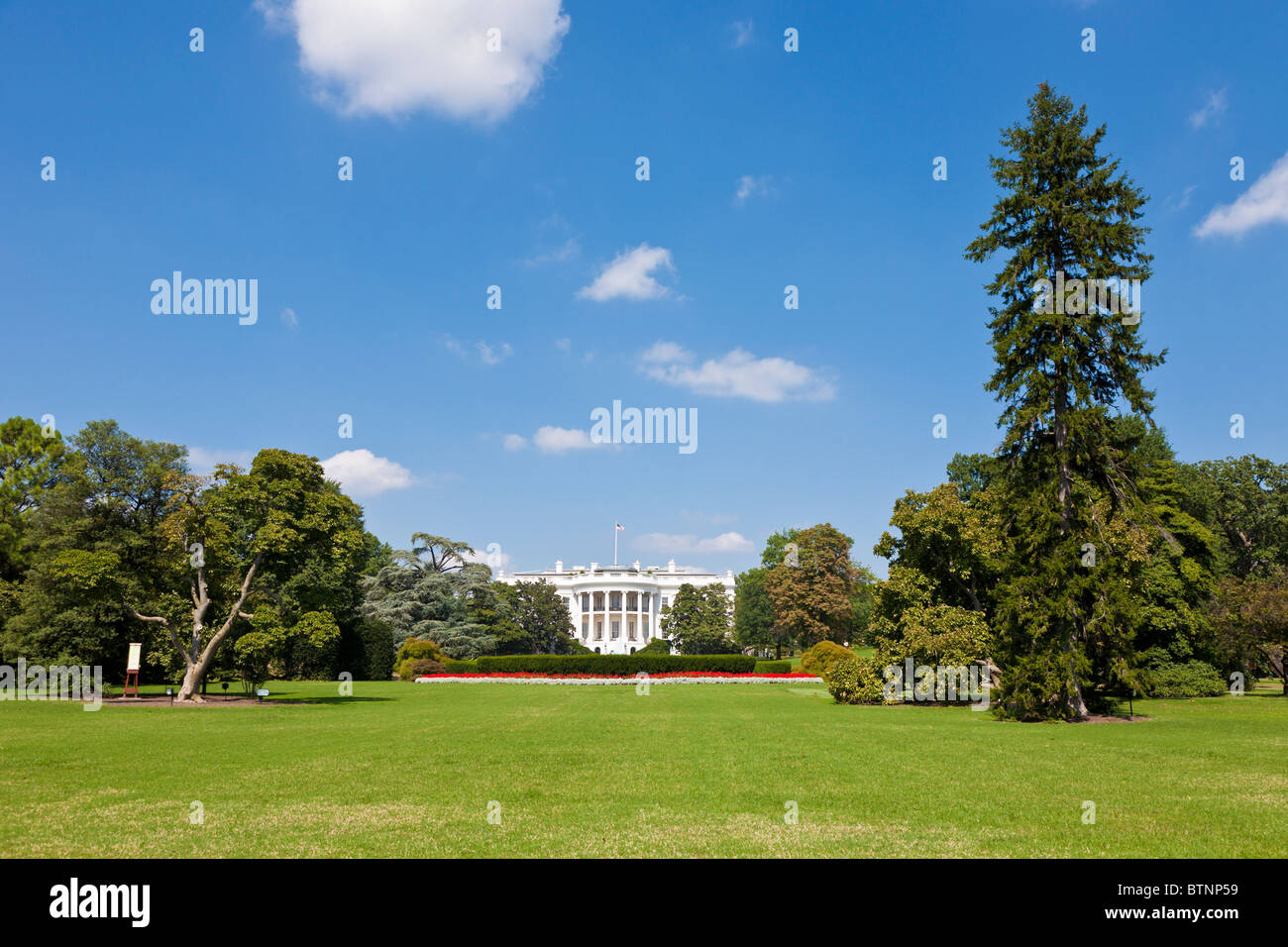 Washington DC - Sep 2009 - The White House in Washington DC Stock Photo ...