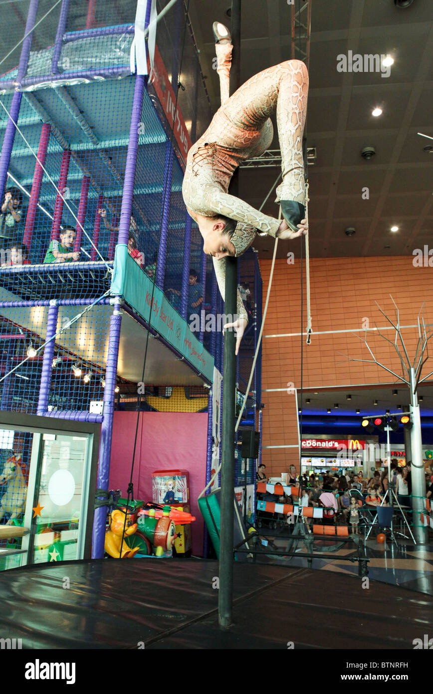 Famous Trapeze Acts Tiny Gallagher