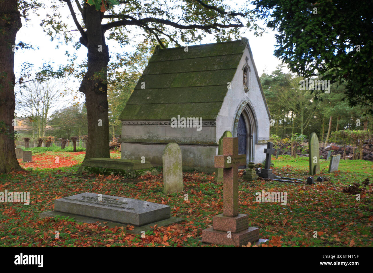 Mausoleum headstones in churchyard kirby hi-res stock photography and ...