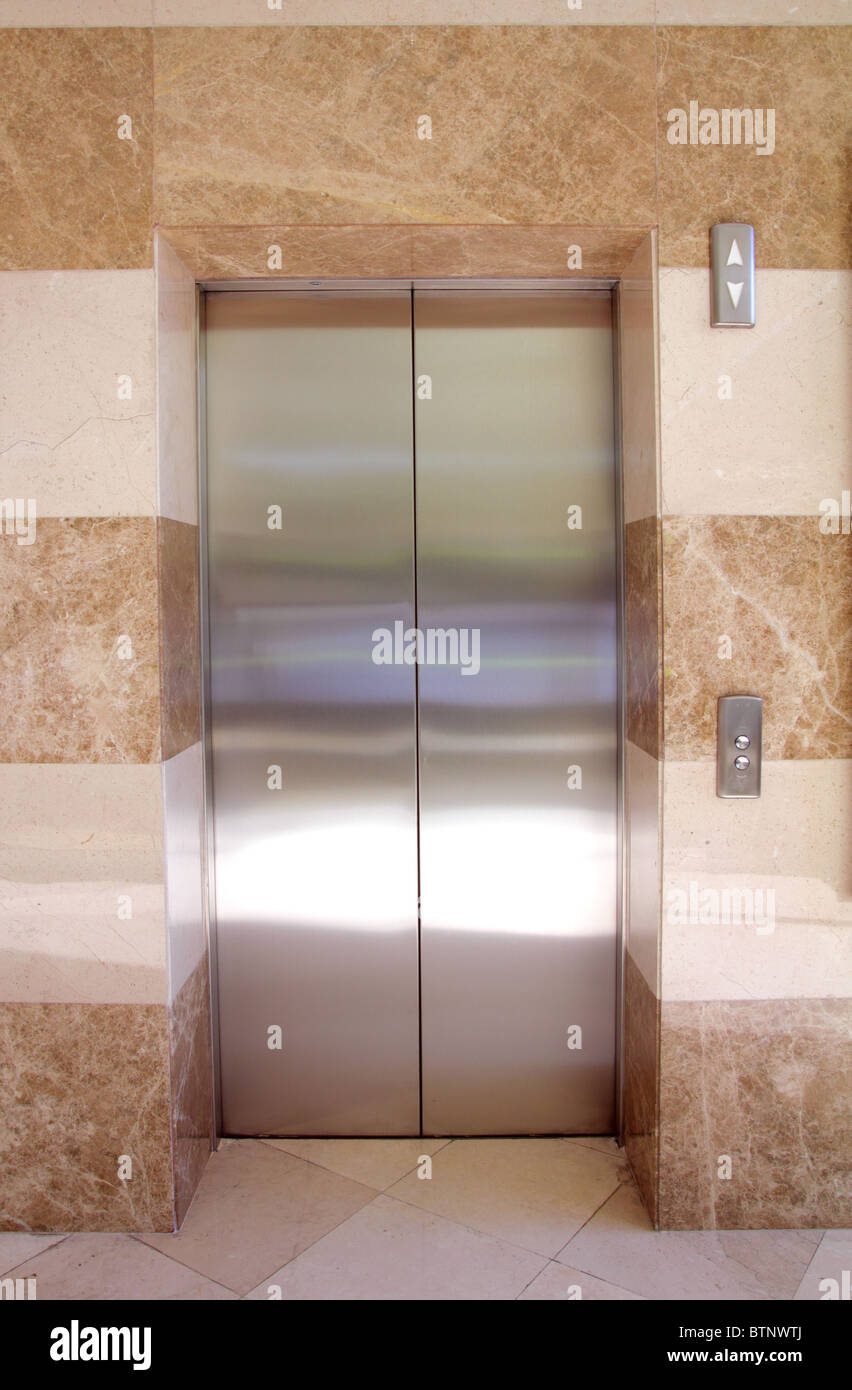 Elevator hi-res stock photography and images - Alamy