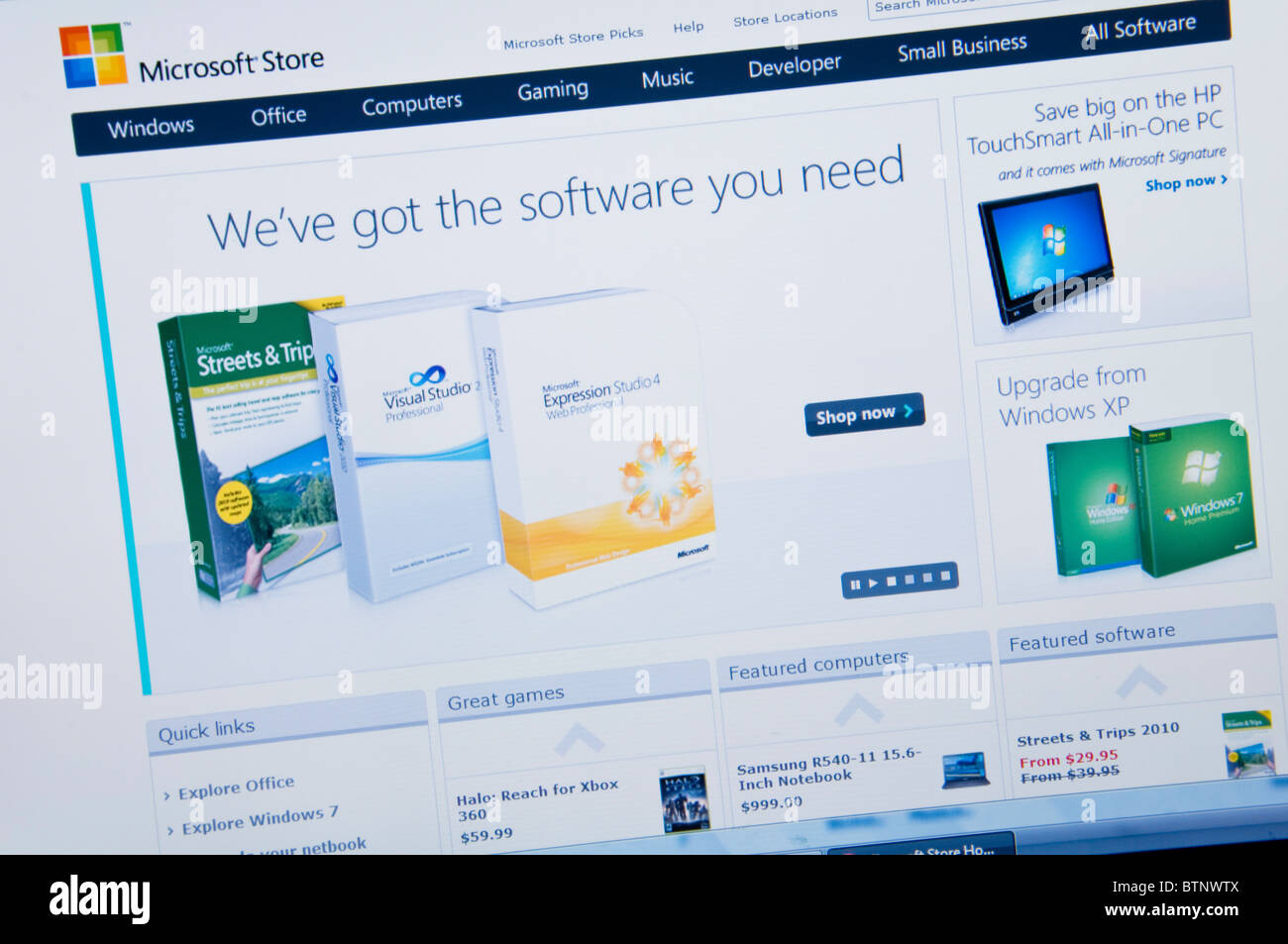 Microsoft Store website screen shot Stock Photo - Alamy