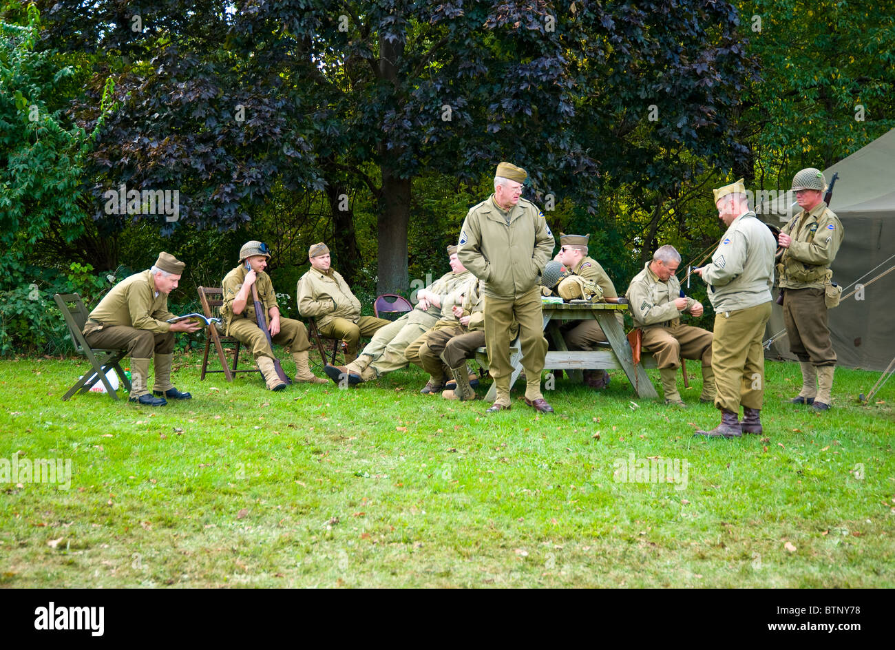 Ww2 camping hi-res stock photography and images - Alamy