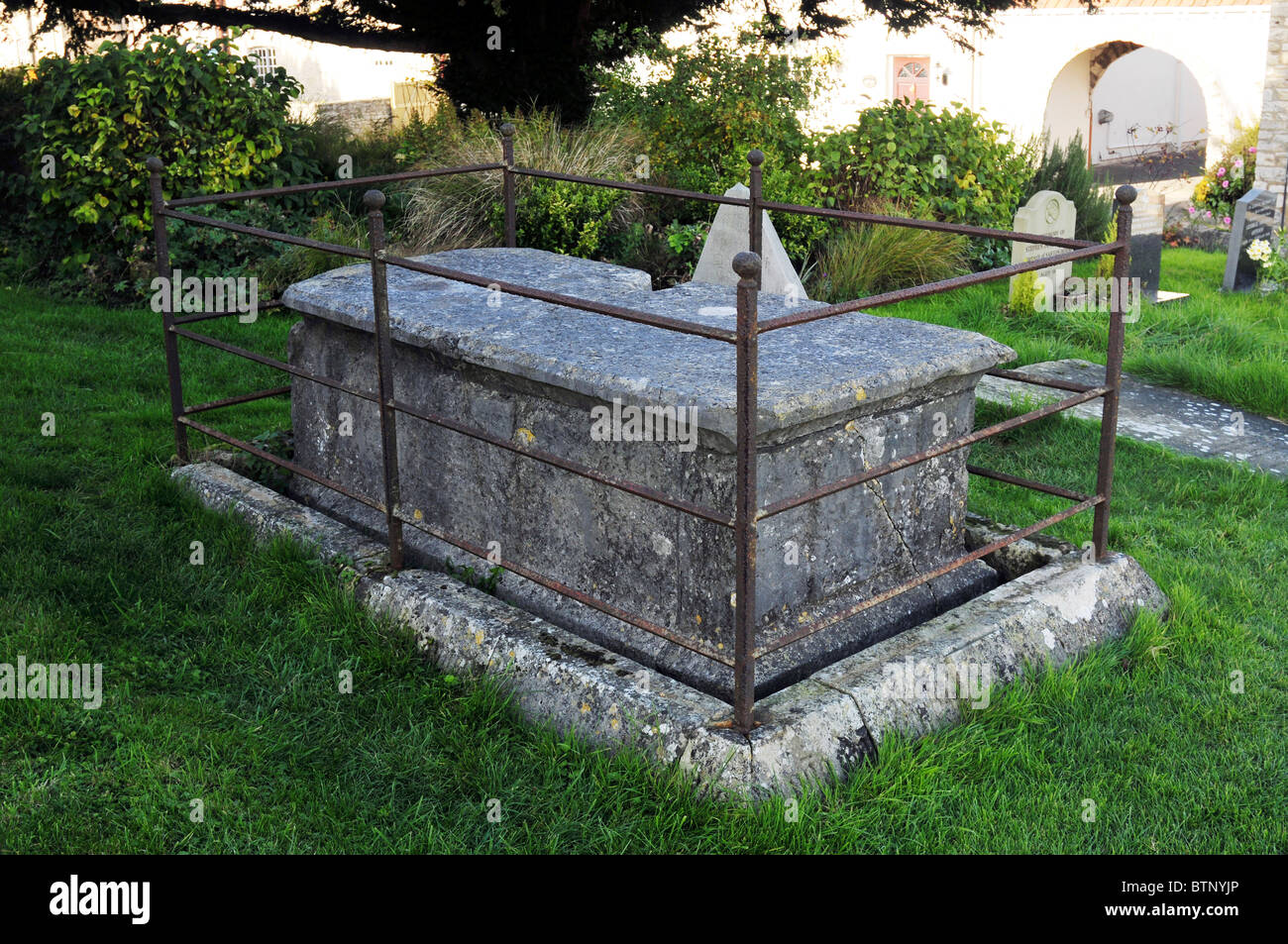 Tomb of Lord Dacre at Saxton Churchyard and memorial sculpture for the ...