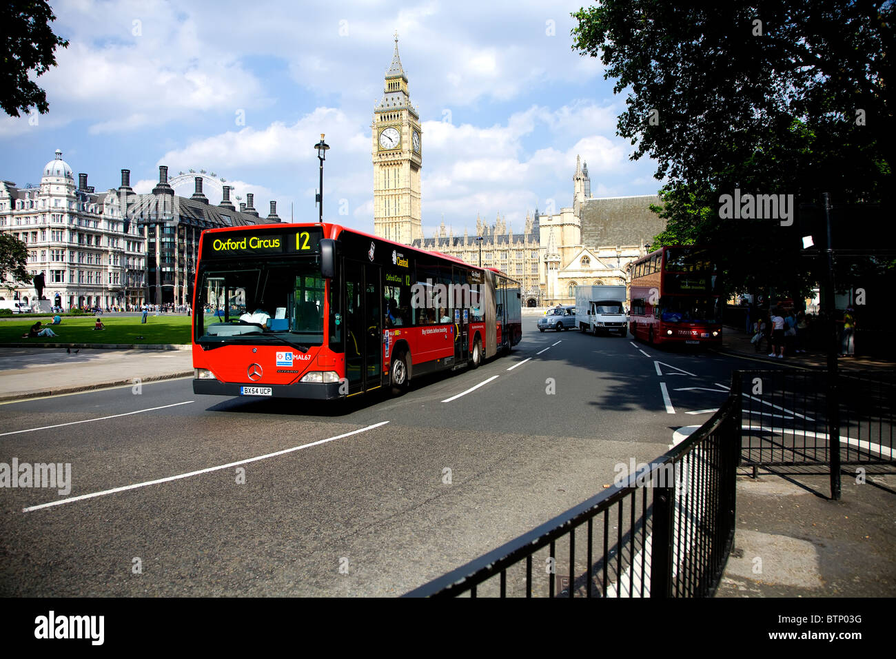 Single decker london bus hi-res stock photography and images - Alamy