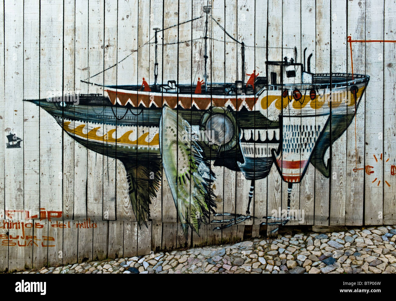 Graffiti ship hi-res stock photography and images - Alamy
