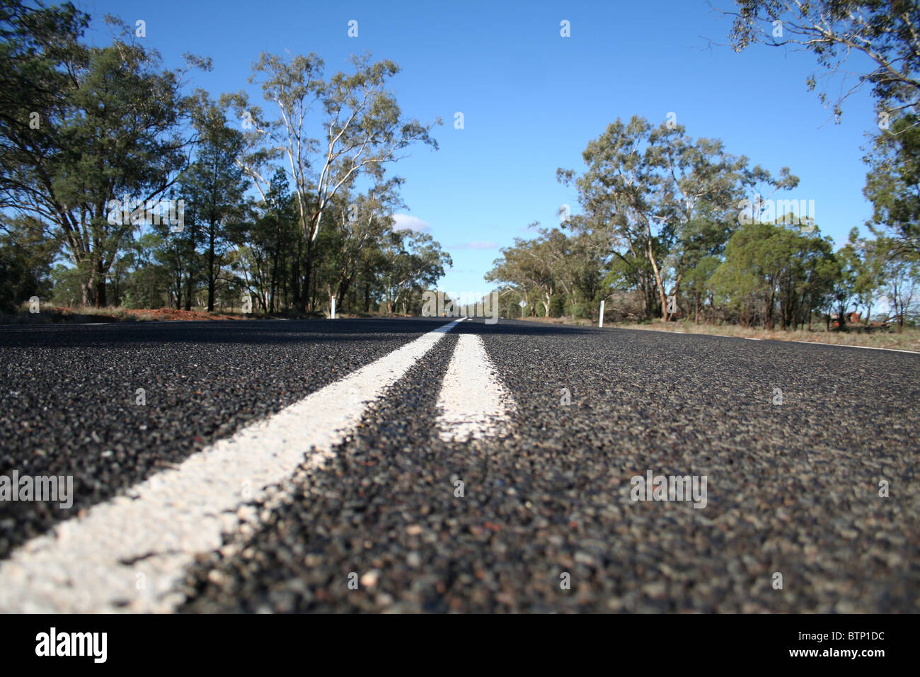 Australian road markings hi-res stock photography and images - Alamy