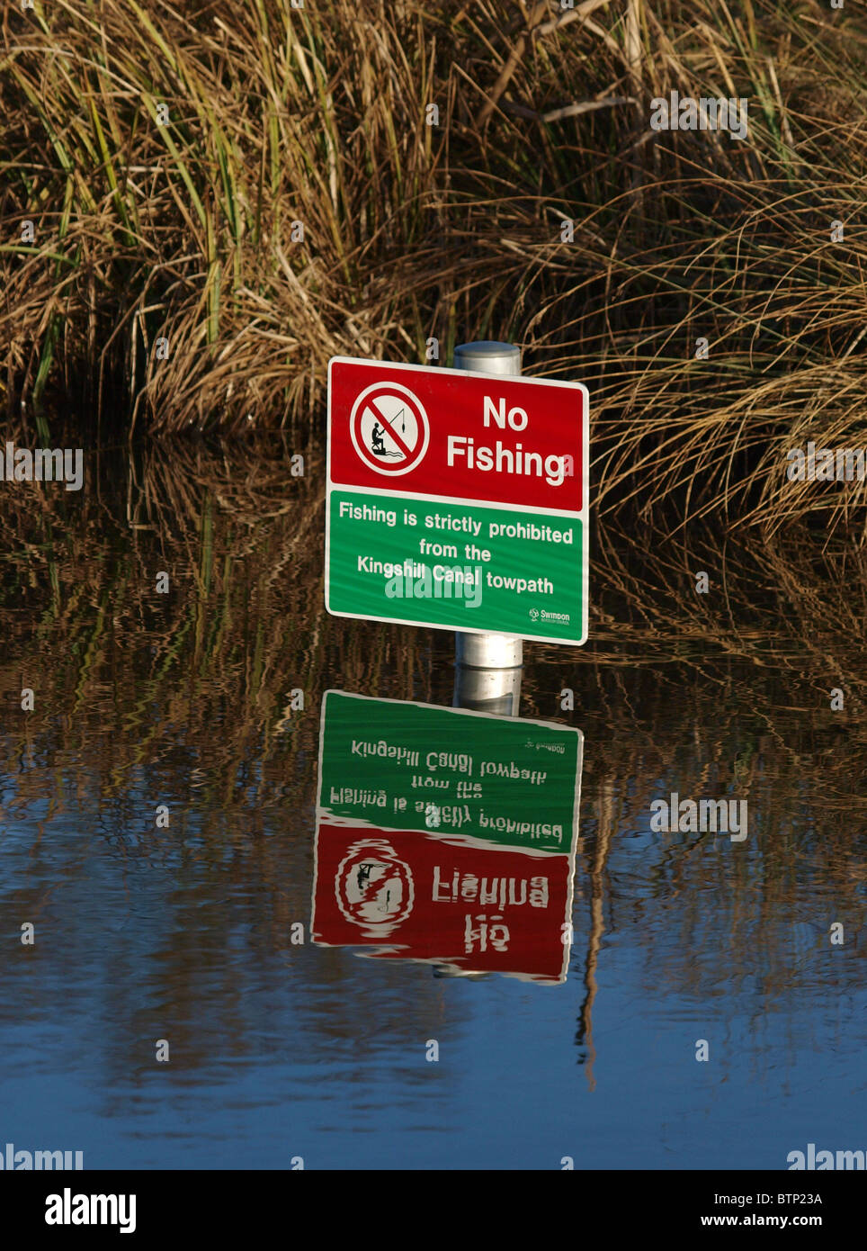 No fishing sign Stock Photo - Alamy