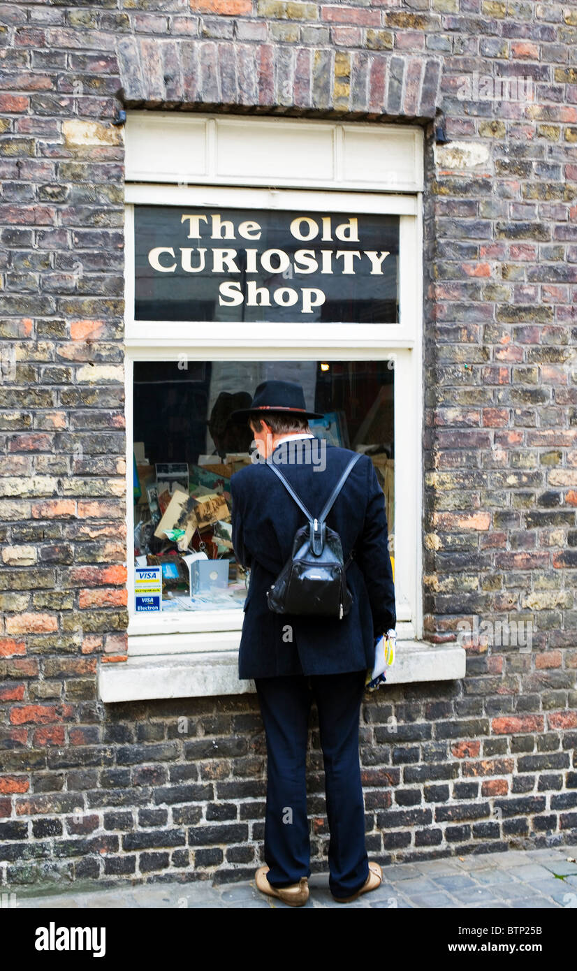 The Old Curiosity Shop, Bruges, Belgium, Europe Stock Photo - Alamy