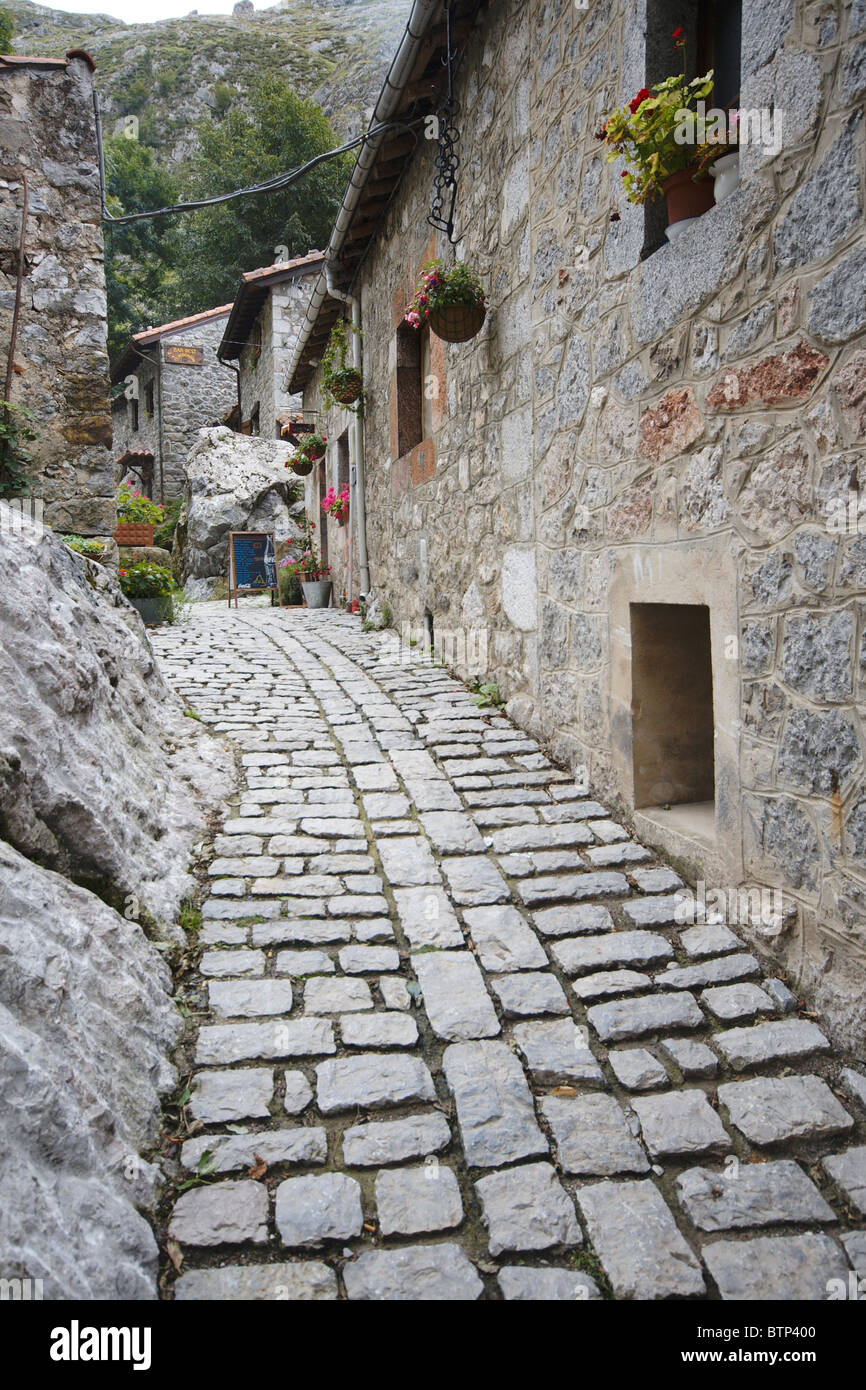 Bulnes village hi-res stock photography and images - Alamy