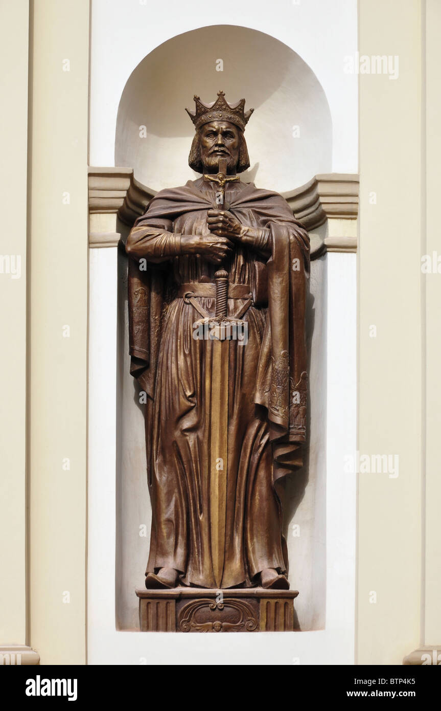 King defender hi-res stock photography and images - Alamy