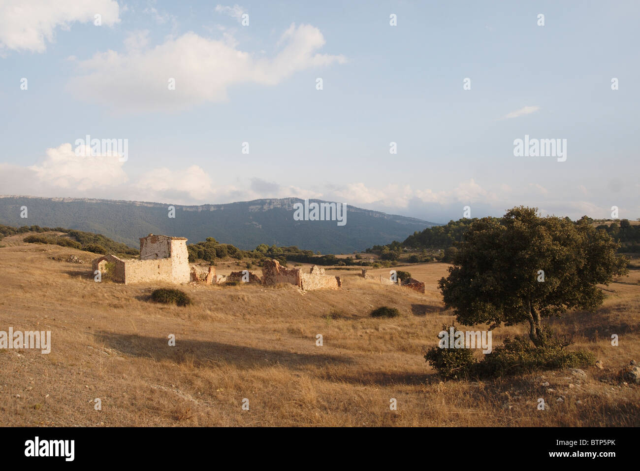 Rural spain building hi-res stock photography and images - Alamy