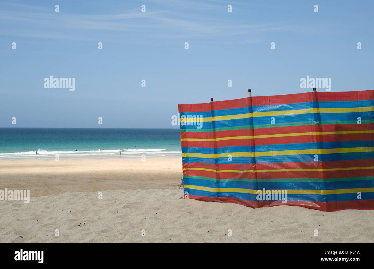 Wind break beach hi-res stock photography and images - Alamy