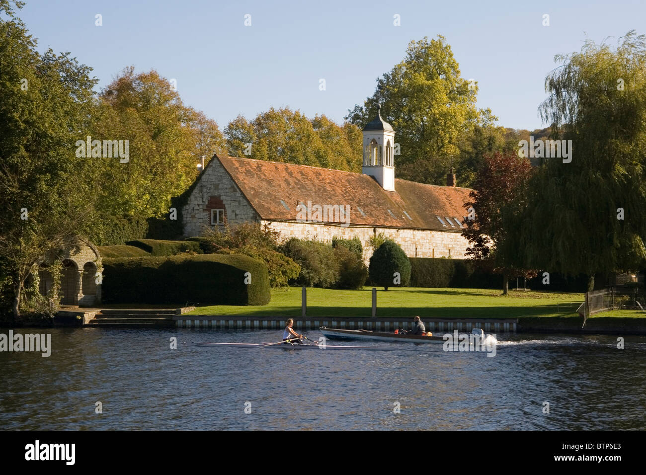 England Berkshire River Thames at Bisham, with rowers Stock Photo - Alamy