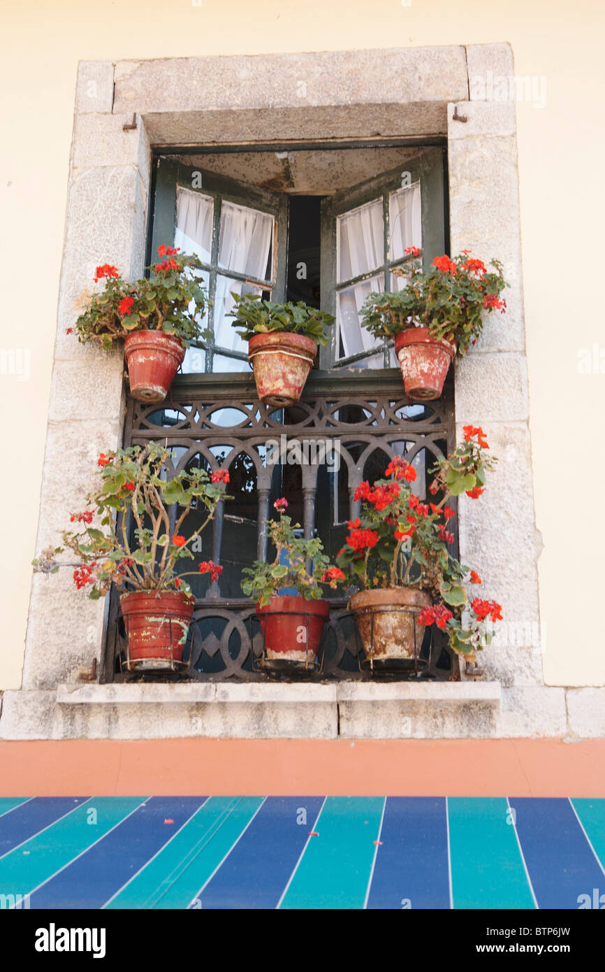Spain window detail hi-res stock photography and images - Alamy