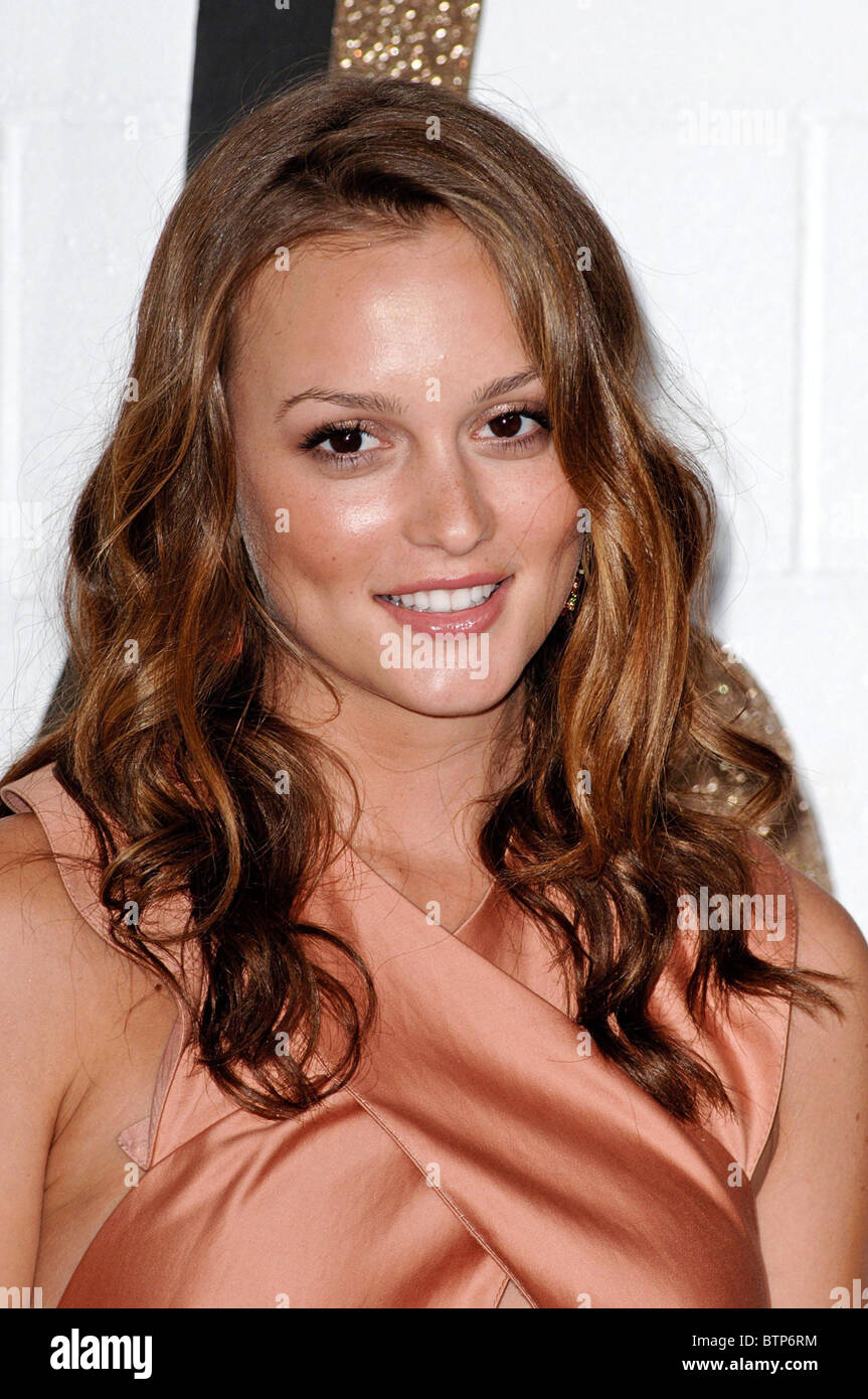 Leighton meester chloe los angeles hi-res stock photography and images ...