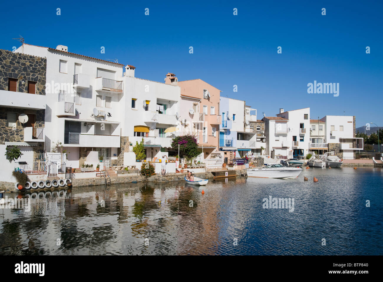 Canal, Empuriabrava, Costa Brava, Catalonia, Spain Stock Photo - Alamy