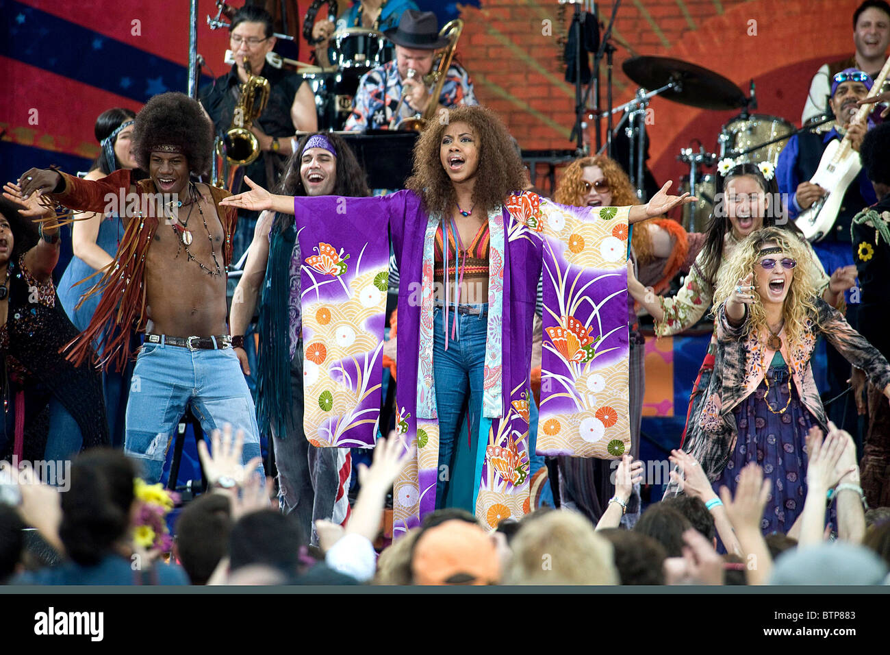 Good Morning America GMA 2009 Summer Concert Series with Cast of the ...