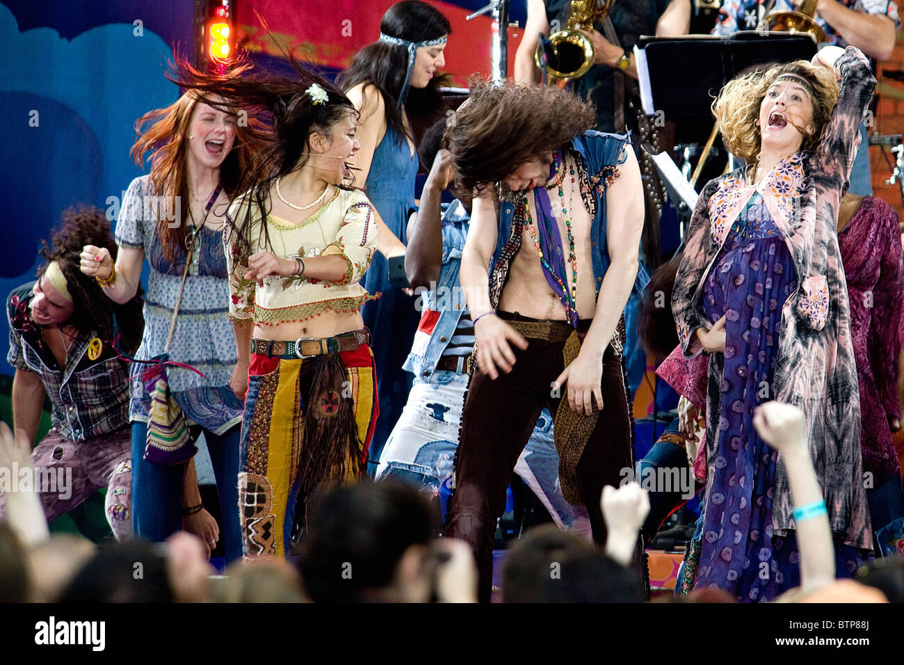 Good Morning America GMA 2009 Summer Concert Series with Cast of the ...