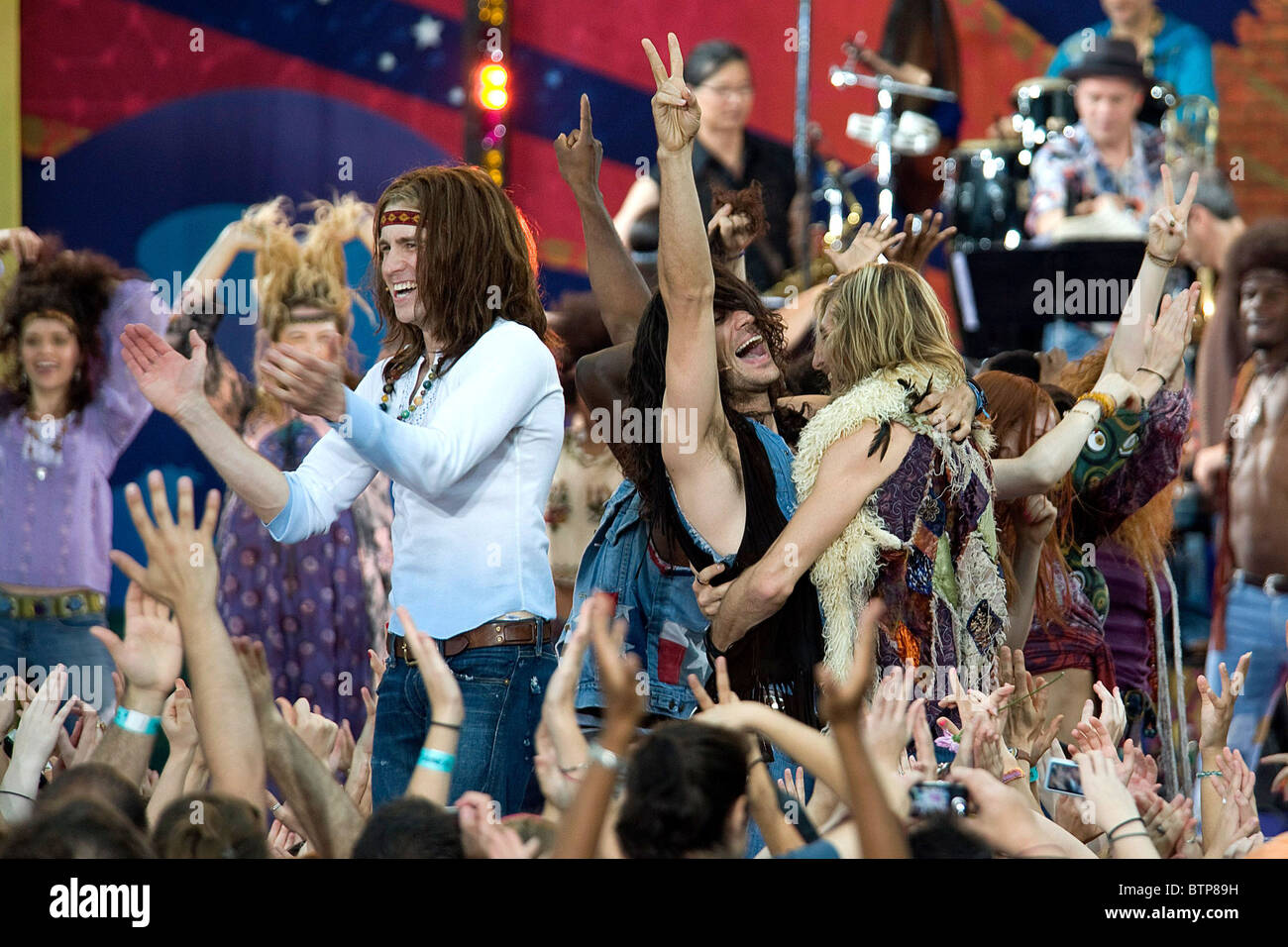 Good Morning America GMA 2009 Summer Concert Series with Cast of the ...