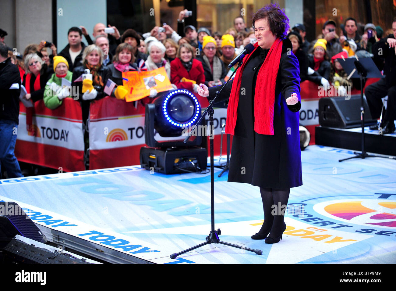 NBC Today Show Concert with Susan Boyle Stock Photo - Alamy