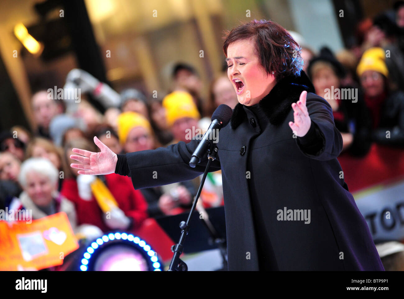 NBC Today Show Concert with Susan Boyle Stock Photo - Alamy