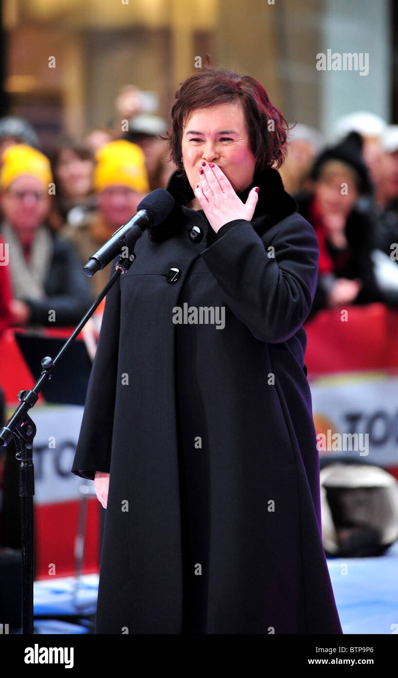 NBC Today Show Concert with Susan Boyle Stock Photo - Alamy
