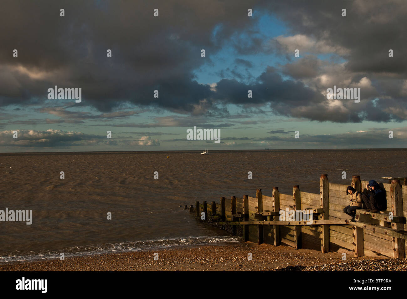 Whitstable beach winter hi-res stock photography and images - Alamy