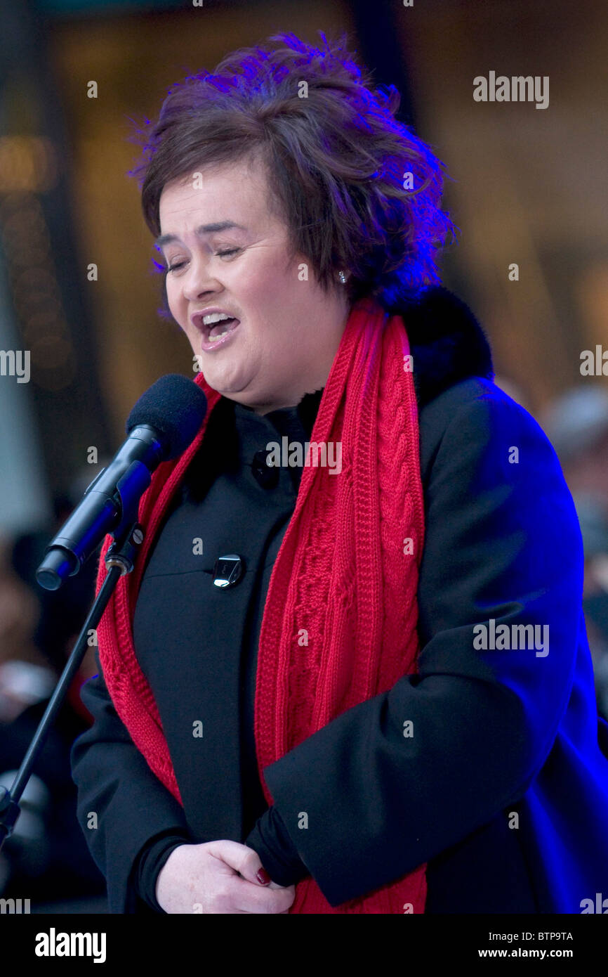 NBC Today Show Concert with Susan Boyle Stock Photo - Alamy