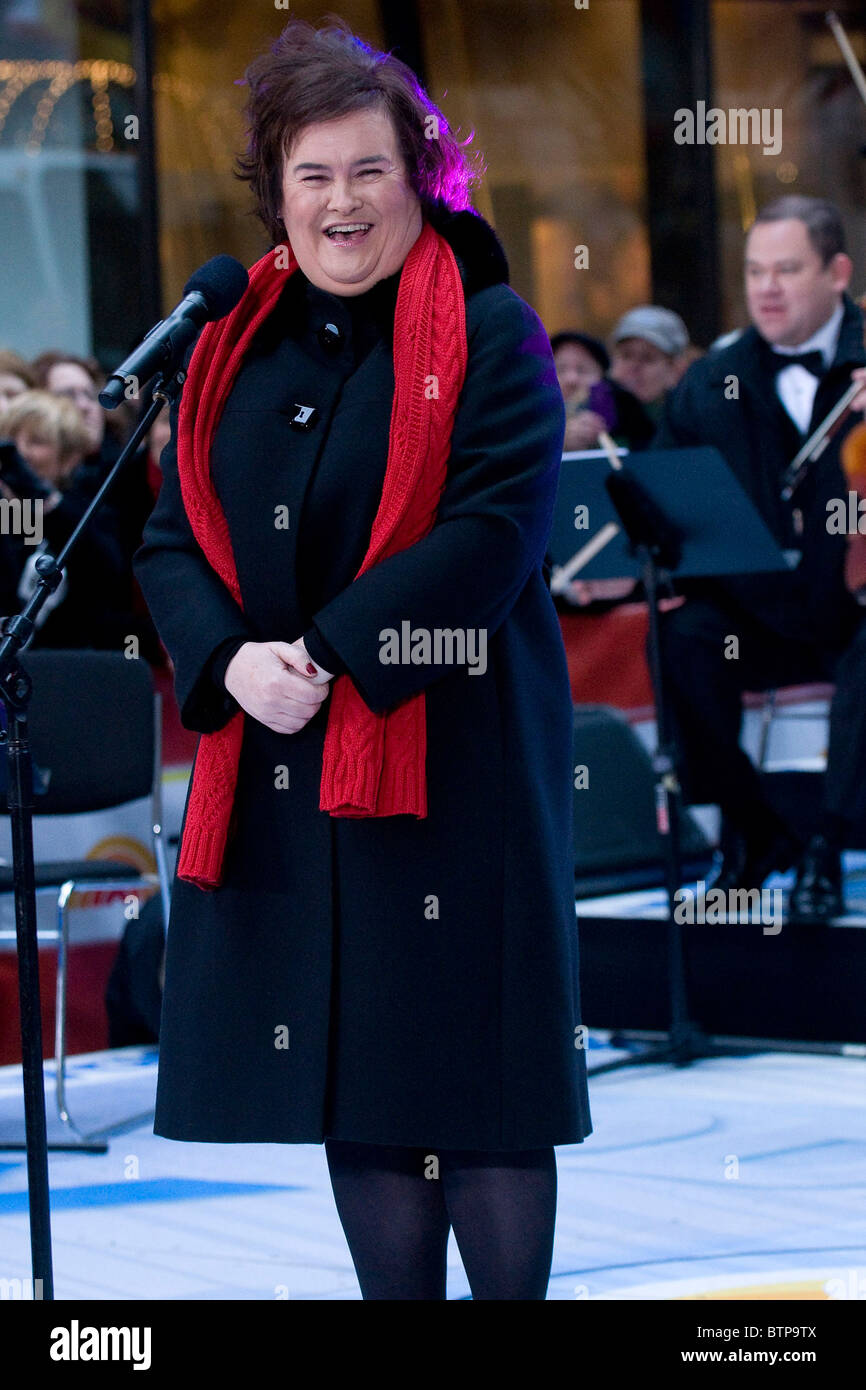 NBC Today Show Concert with Susan Boyle Stock Photo - Alamy