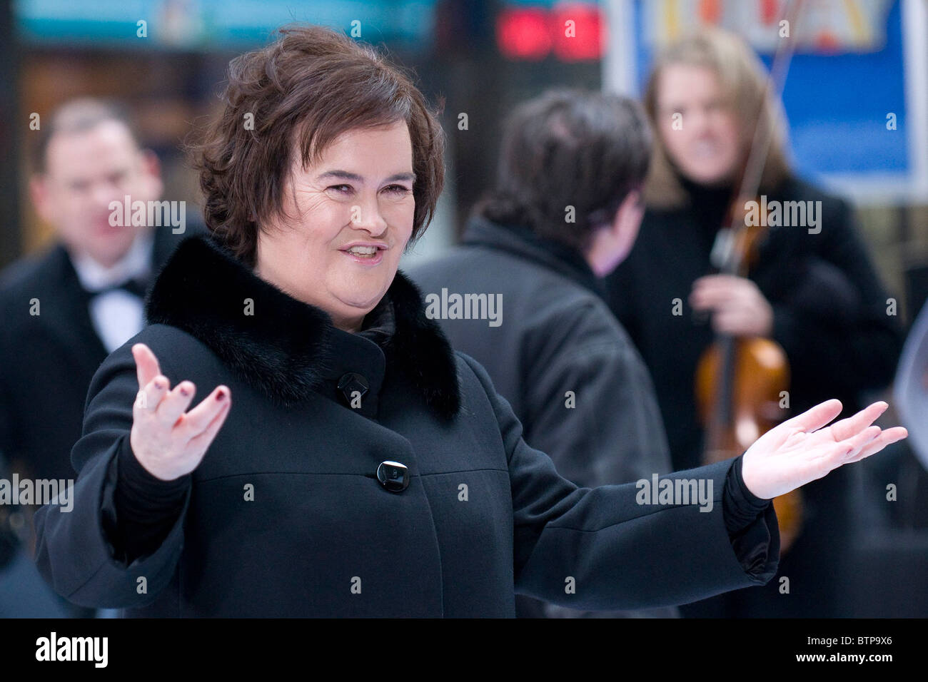 NBC Today Show Concert with Susan Boyle Stock Photo - Alamy