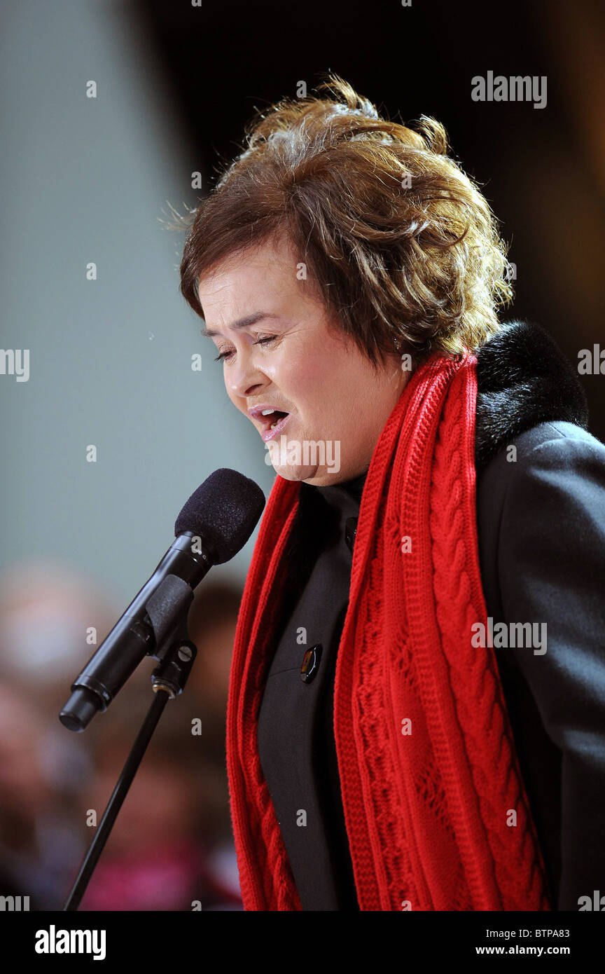 NBC Today Show Concert with Susan Boyle Stock Photo - Alamy