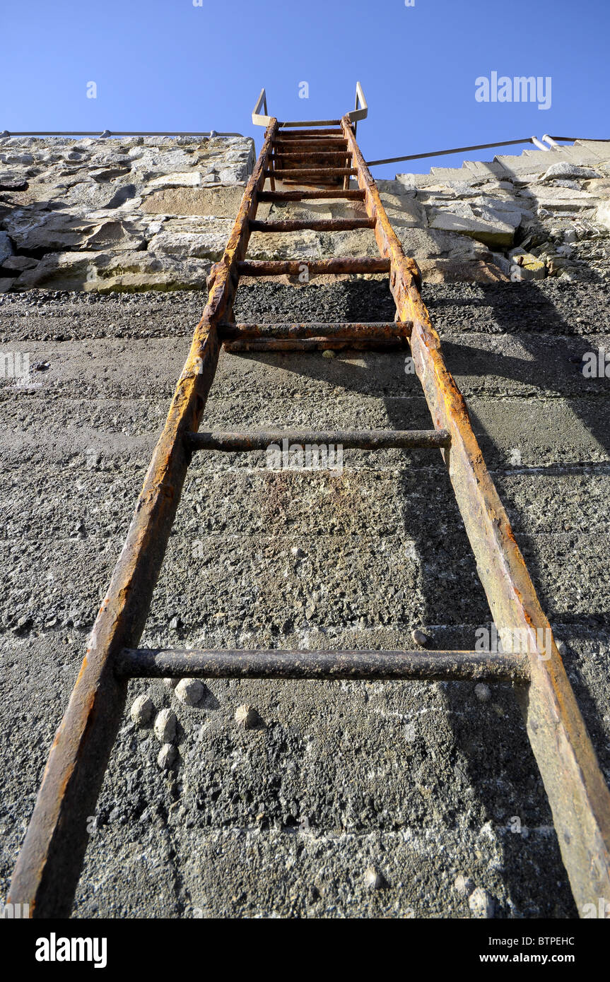 Rusty steel wall ladder Stock Photo - Alamy