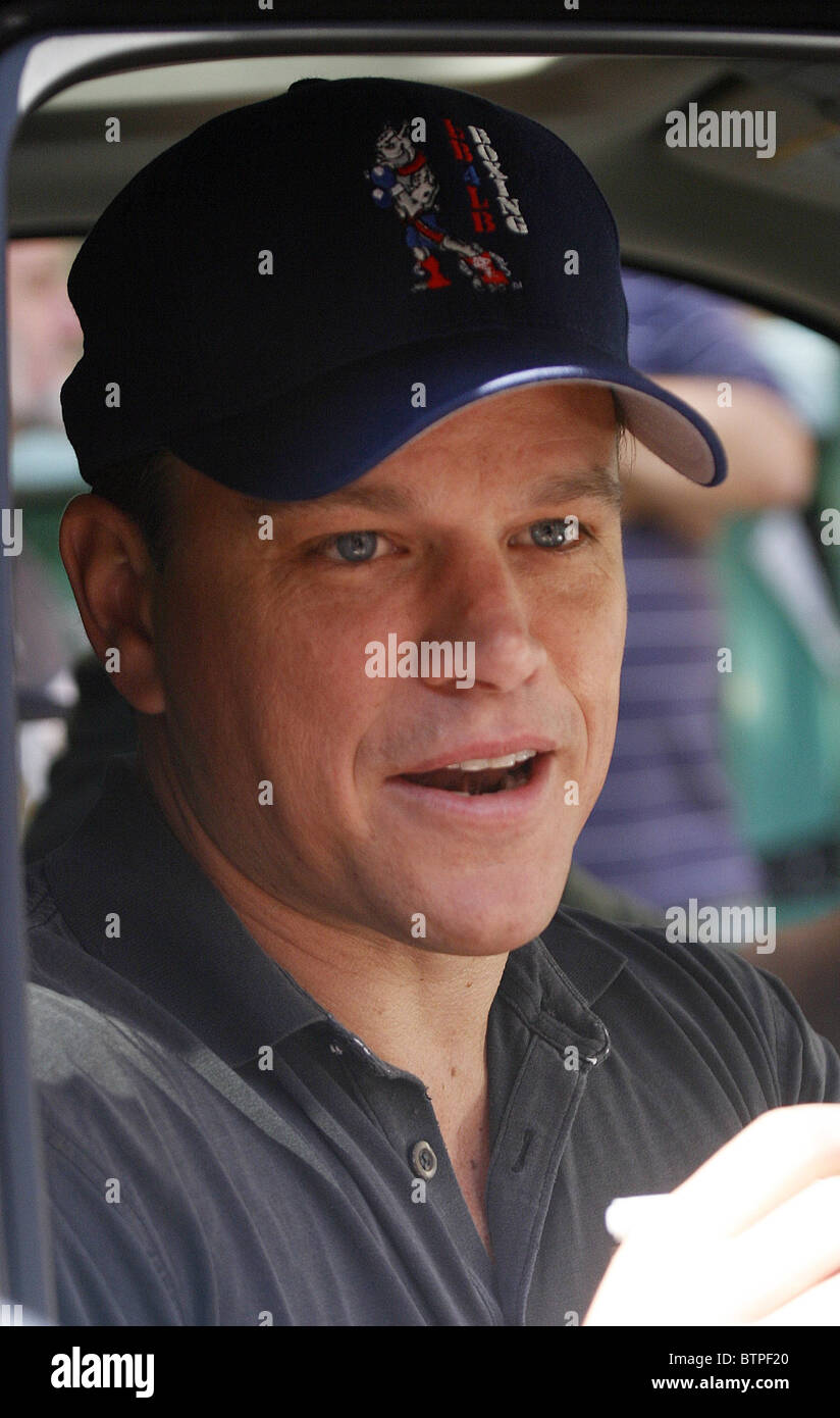 The adjustment bureau film hi-res stock photography and images - Alamy