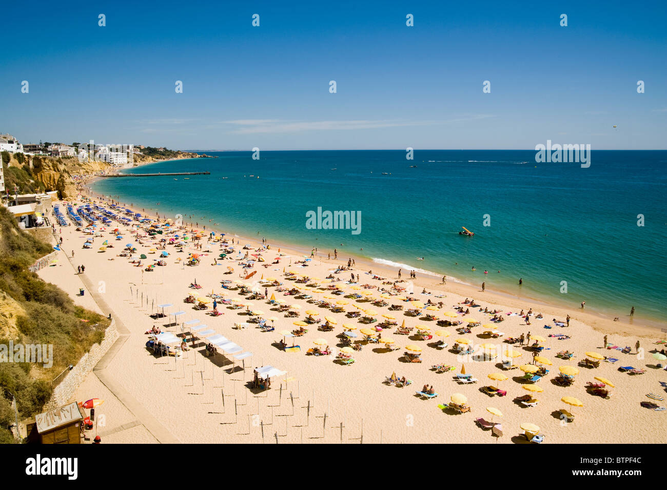 Albufeira Beach, Algarve, Portugal Stock Photo - Alamy