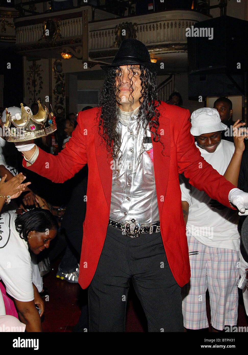 Michael jackson funeral 2009 hi-res stock photography and images - Alamy