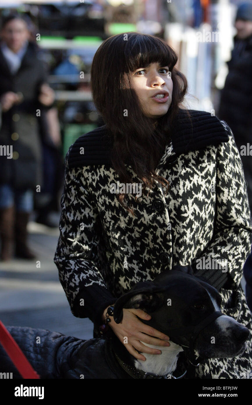 America Ferrera Filming on the Set of UGLY BETTY Stock Photo - Alamy