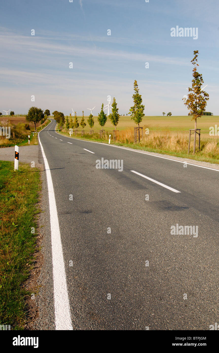 Empty no one vertical hi-res stock photography and images - Alamy