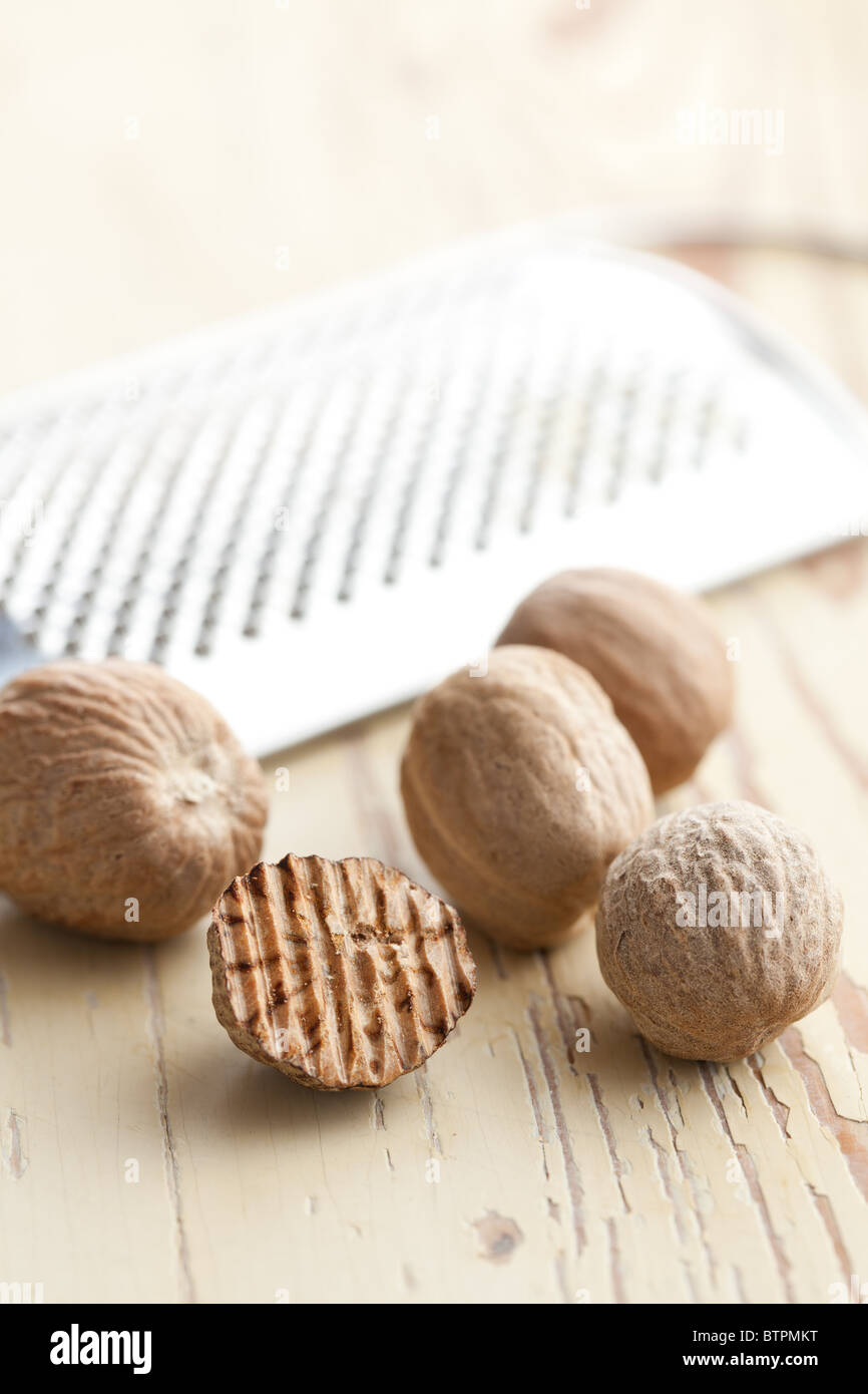 Nutmeg hi-res stock photography and images - Alamy