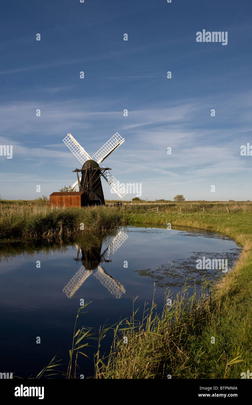 Herringfleet Wind Mill Norfolk Broads Stock Photo - Alamy