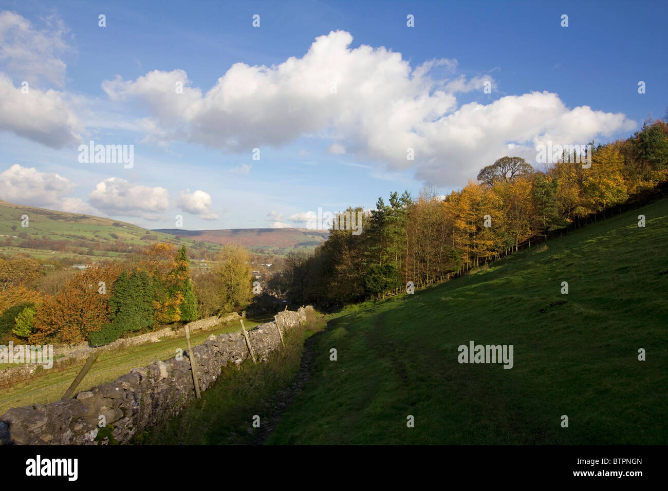 castleton valley derbyshire peak district national park england Stock ...