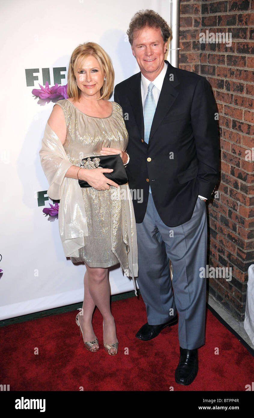 37th Annual FiFi Awards Stock Photo - Alamy