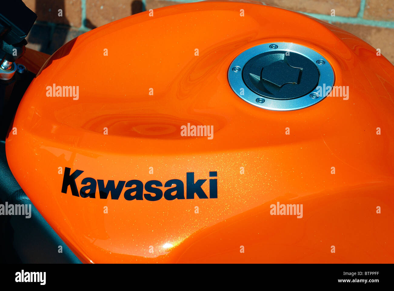 Kawasaki motorbike logo hi-res stock photography and images - Alamy