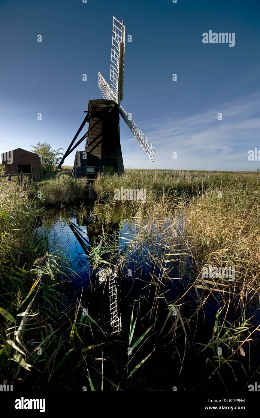 Herringfleet Wind Mill Norfolk Broads Stock Photo - Alamy
