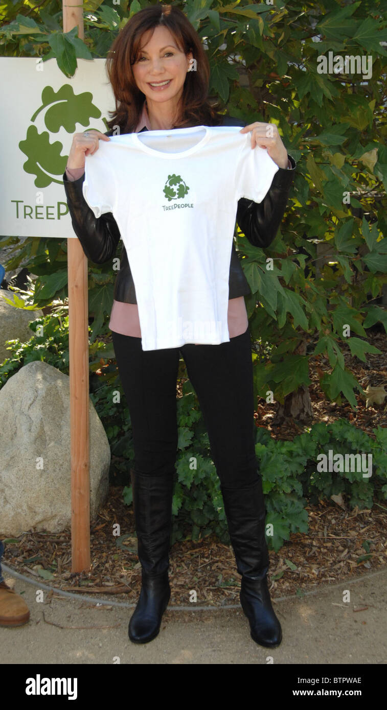 Victoria Principal Donates $25,000 to TreePeople's Fire Restoration in ...