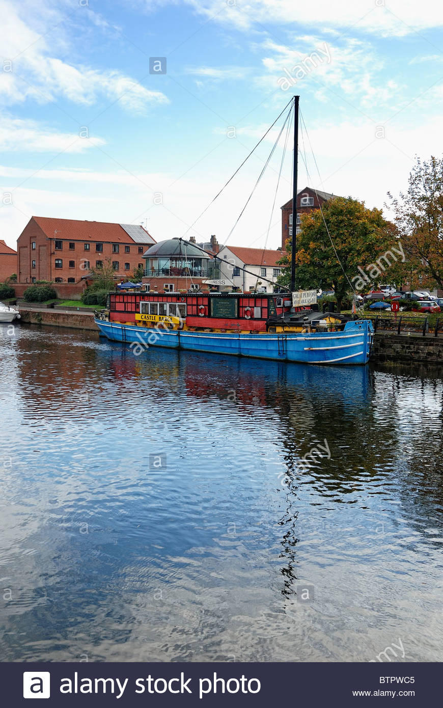 Castle Barge Stock Photos & Castle Barge Stock Images - Alamy