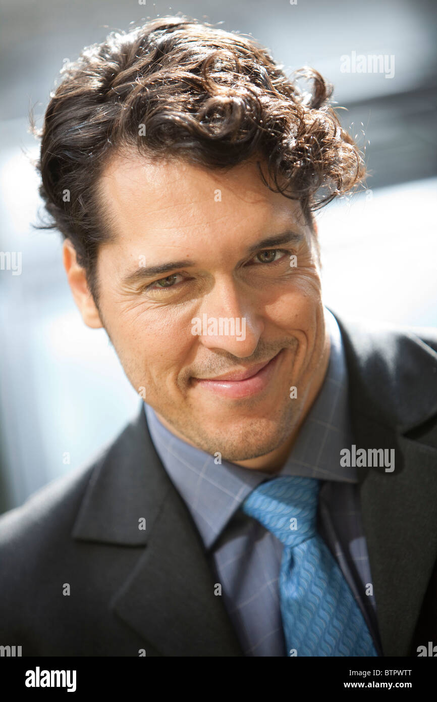 man looking at camera , portrait Stock Photo - Alamy
